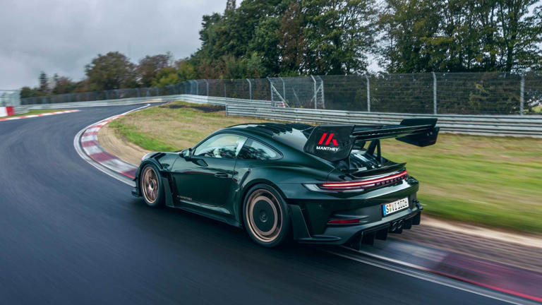 A Manthey Racing GT3 RS Is Now Part Of Porsche's US Track School Fleet