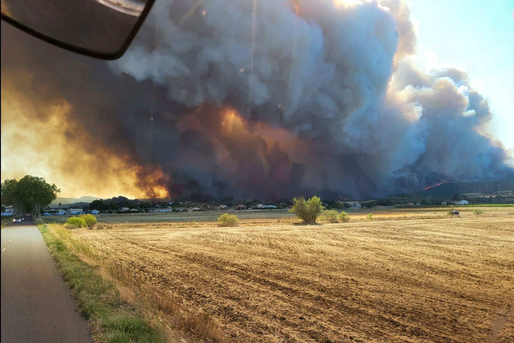 Incendie géant dans l’Aude, Steve Witkoff à Moscou, 20 morts dans une ...