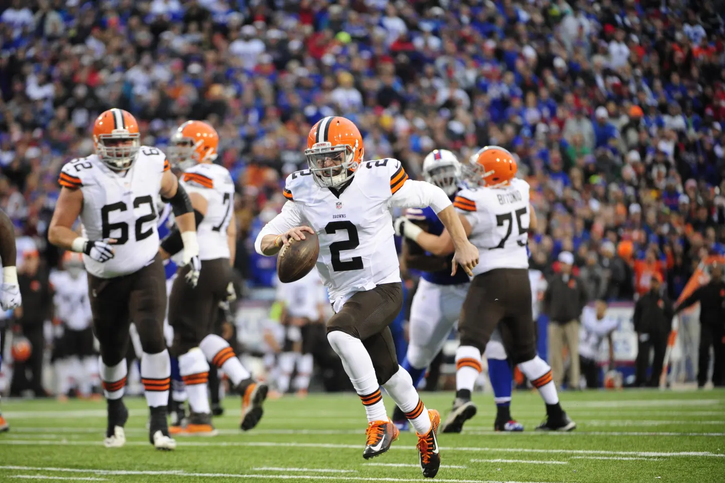 Ranking 20 Worst QBs in Browns History