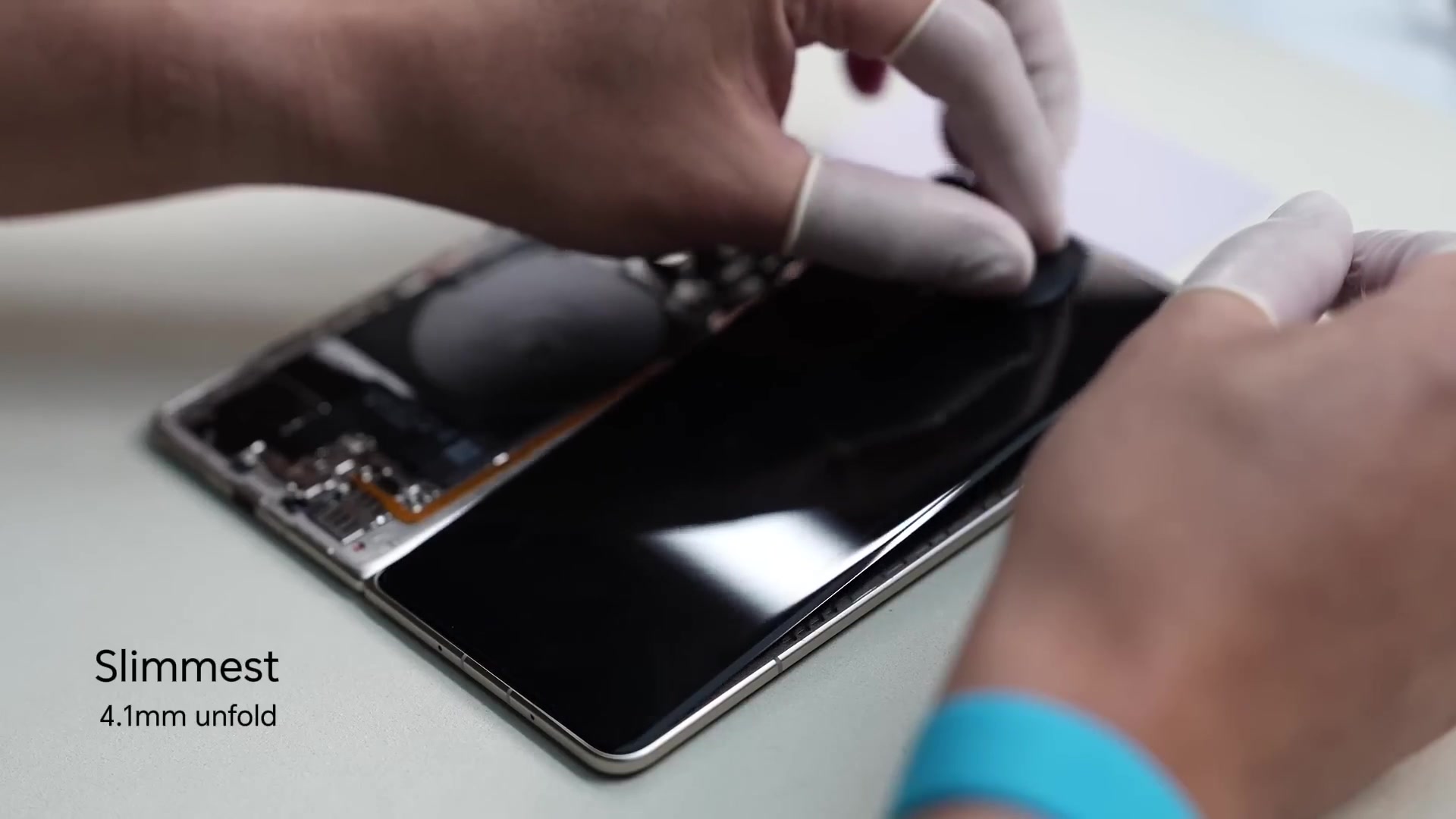 HONOR Magic V5 Slimmest with No Compromise