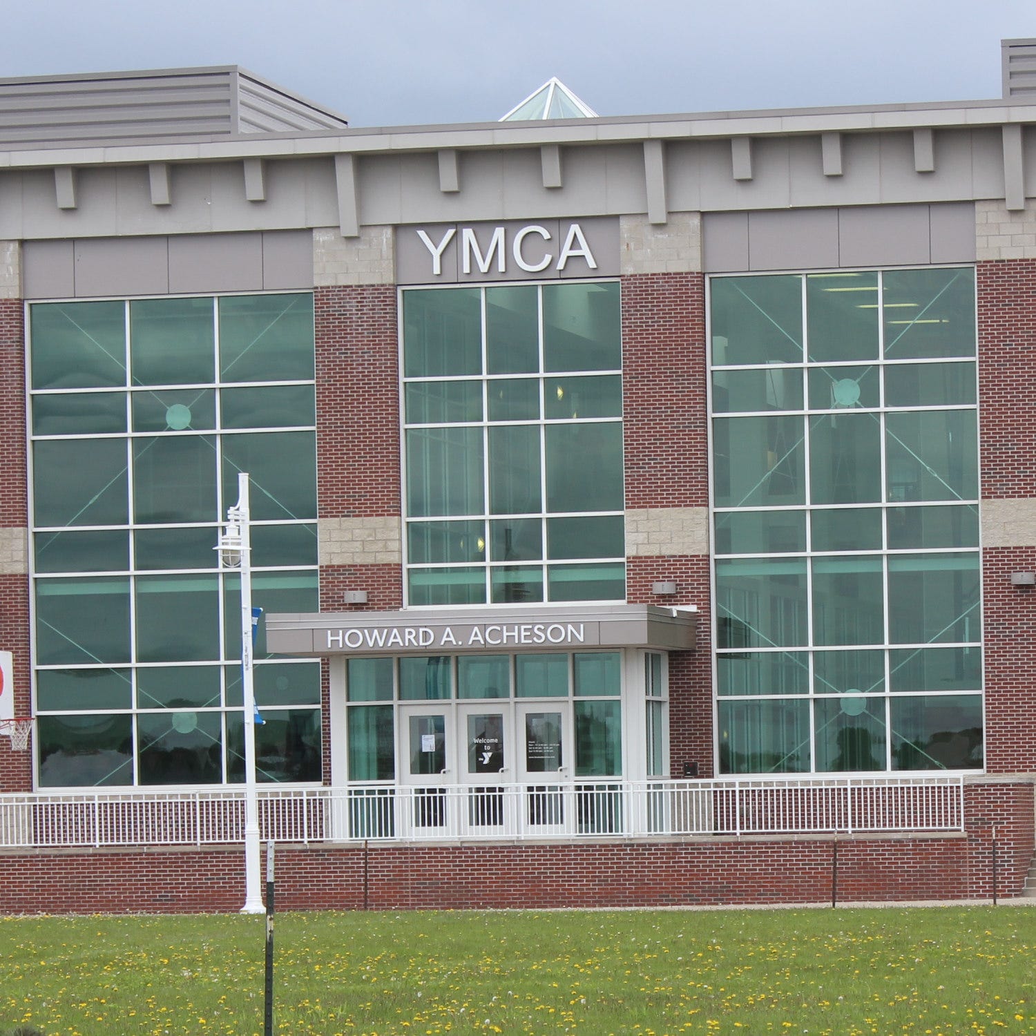 Free holiday fun for families at YMCA’s Jingle Jam in Port Huron on Dec. 6