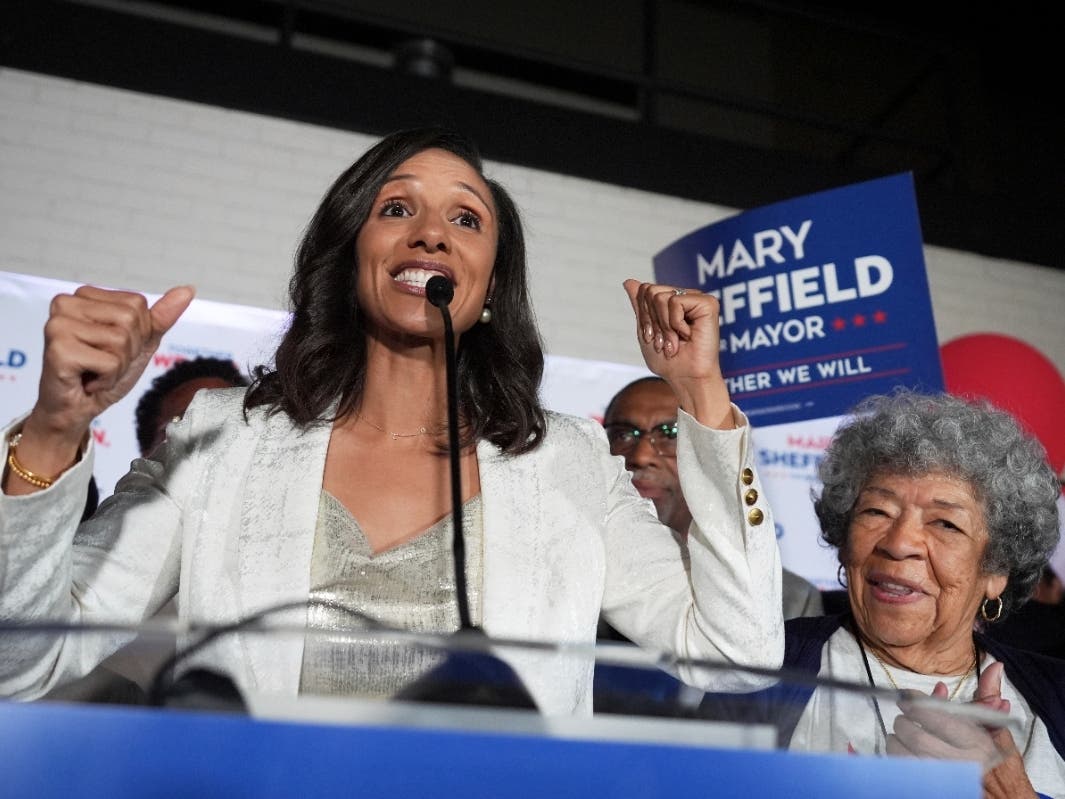 Sheffield Advances In Detroit Mayor's Race; Awaits Opponent: AP