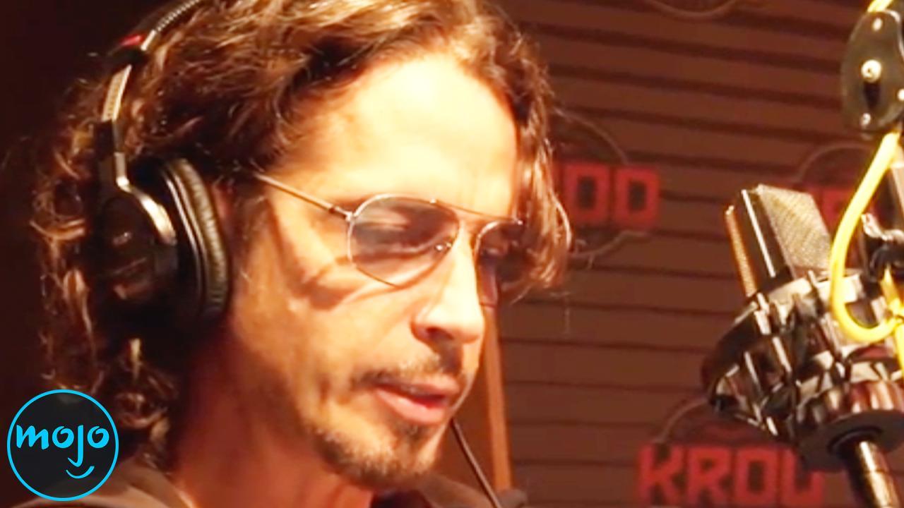 10 Musicians Who Died While on Tour