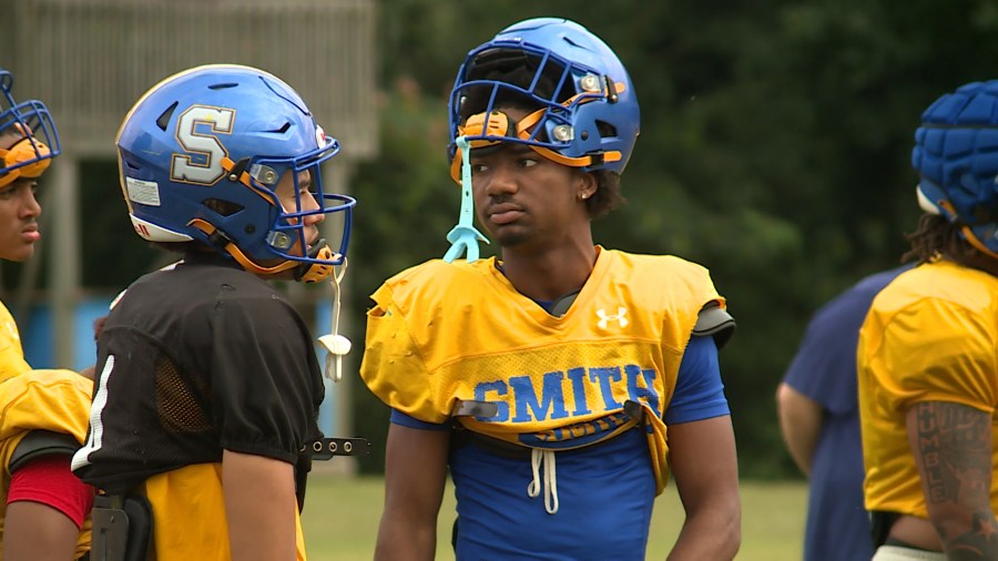 2025 HS Football Preview: Oscar Smith Tigers