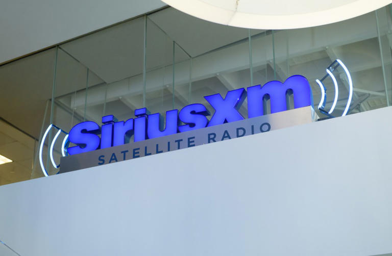 Howard Stern’s future with SiriusXM up in the air as $500M contract ...