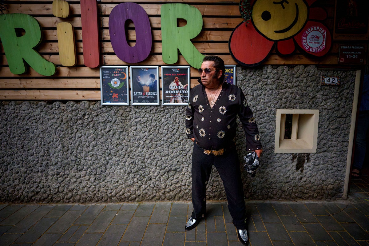 Don’t Be Cruel: Photos of a Roma performer fighting discrimination, one ...