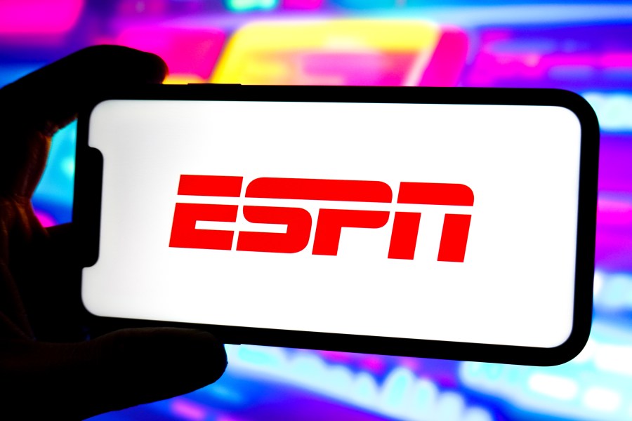 ESPN makes deal to acquire the NFL Network