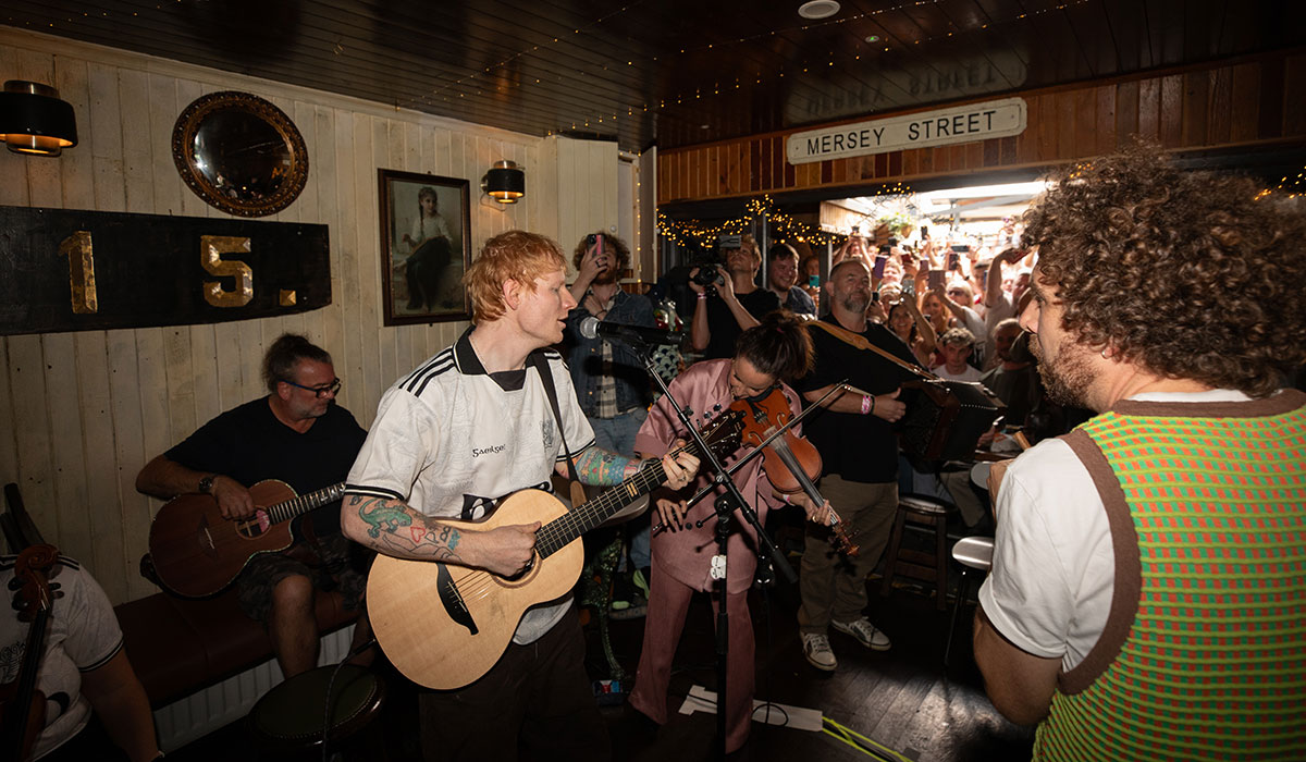 WATCH: Ed Sheeran hits pause on tour for surprise pub session in Wexford