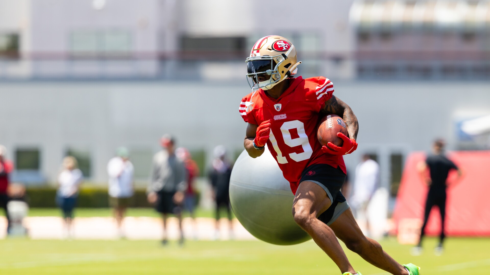 49ers place WR Jacob Cowing on IR, re-sign P Thomas Morstead
