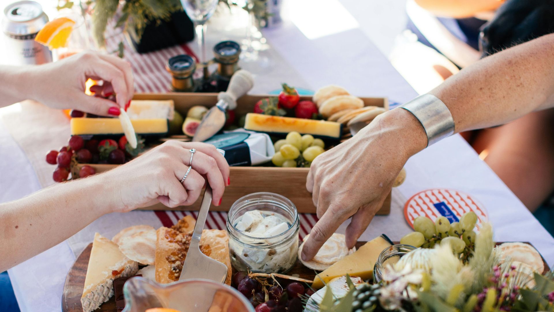 Happy Hour: The 20 Best Foods For Social Snacking