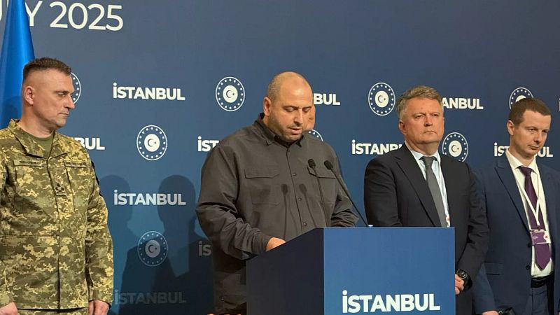 Pourparlers d'Istanbul : l'Ukraine propose d'organiser un sommet ...