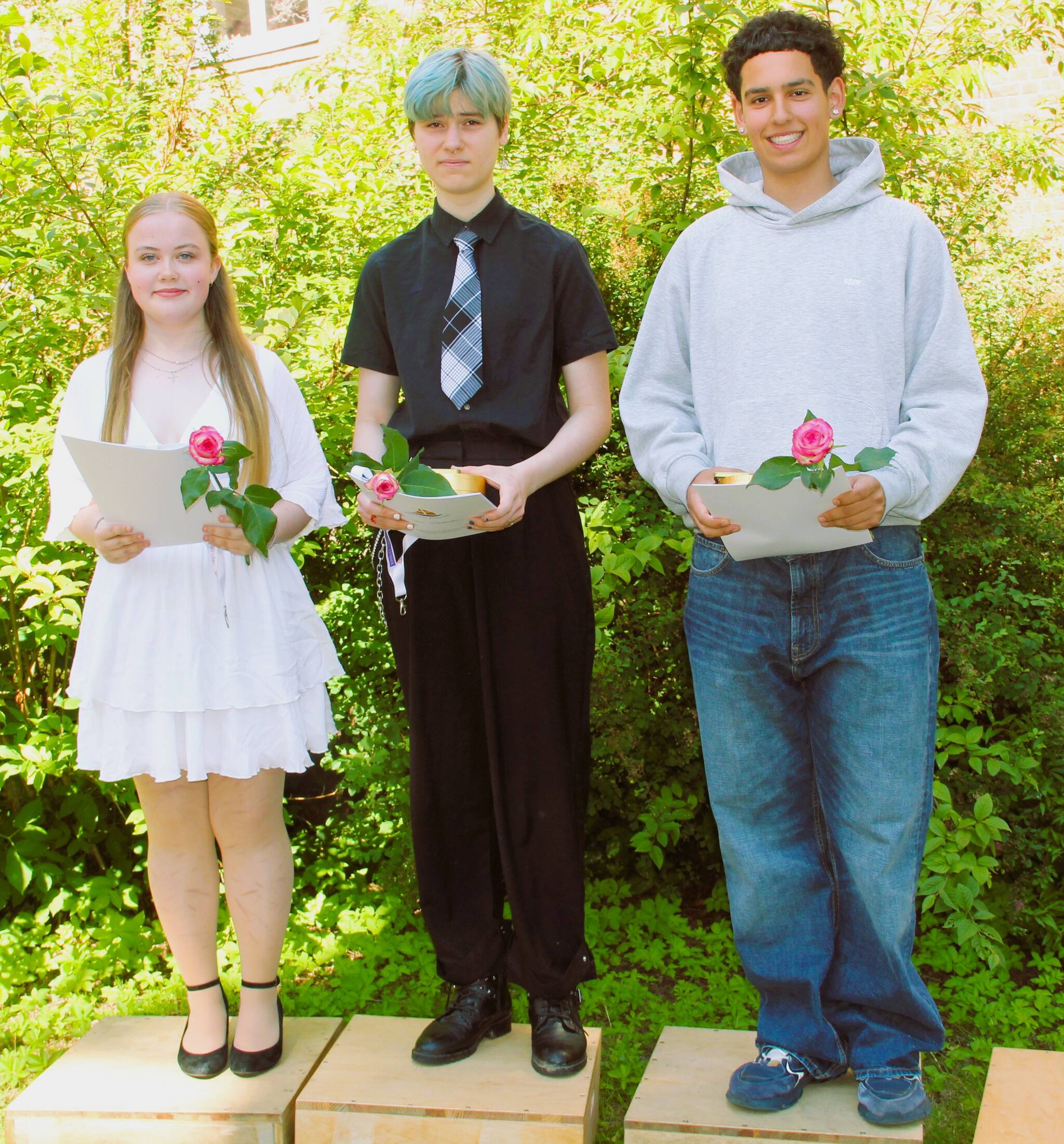 Schulabschluss 2025: Bildergalerien der Abschlussklassen aus Kiel