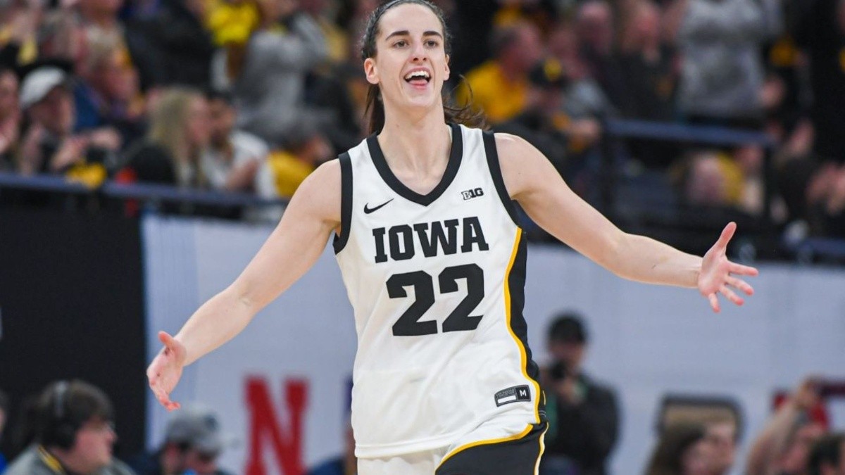 WNBA: With Caitlin Clark Leading the Charge, Players Call Out the ...