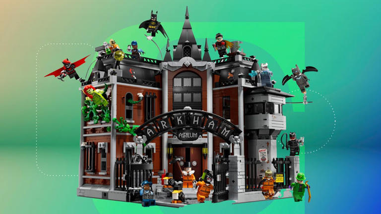 Lego's Comic-Con 2025: Game Boy, Stranger Things, Wicked and Batman ...