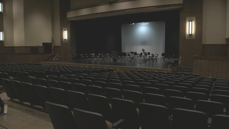 High school theatre program receives Disney play grant