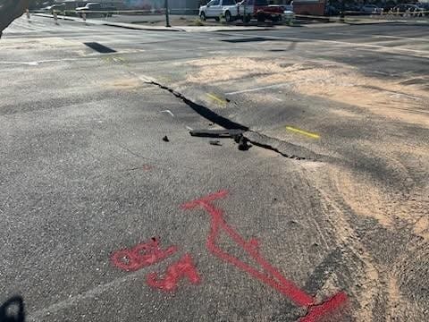 Water main break partially closes Phoenix intersection