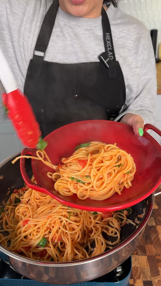 Meghan Markle One-Pot Spaghetti 🍝
