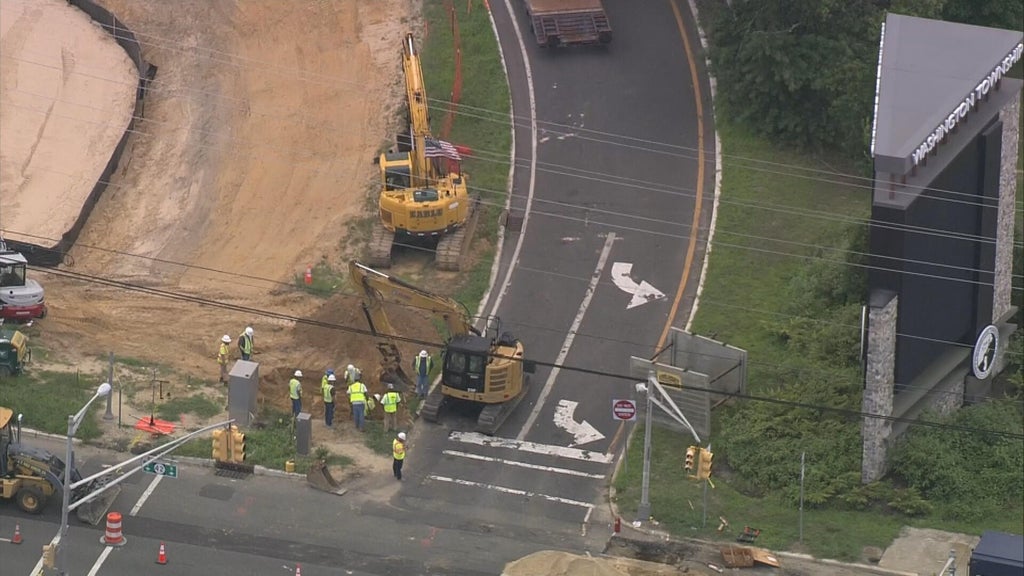 Ruptured gas line creates traffic headache on Black Horse Pike in ...