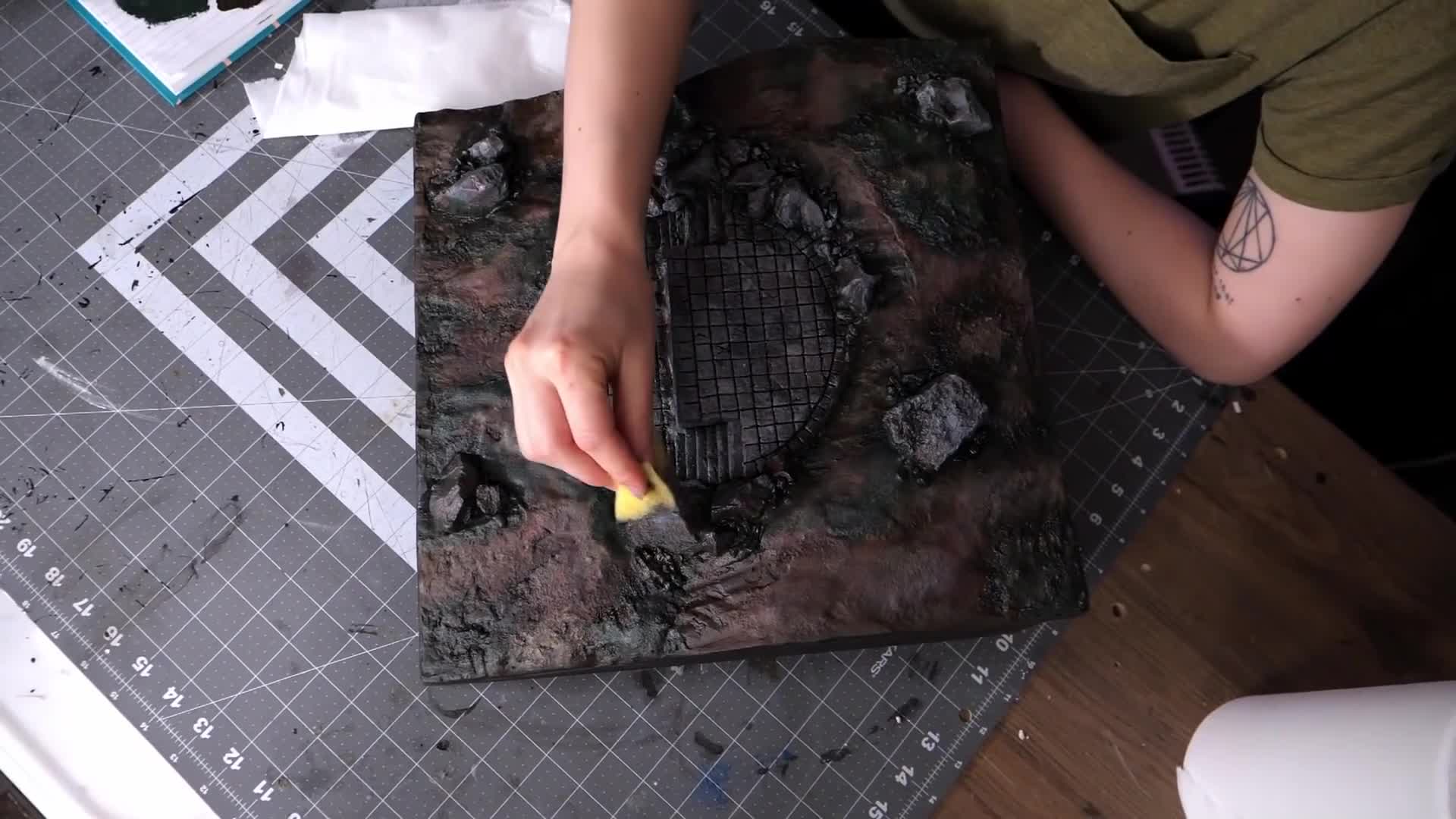 Building a Complete Jungle Diorama in Just One Week