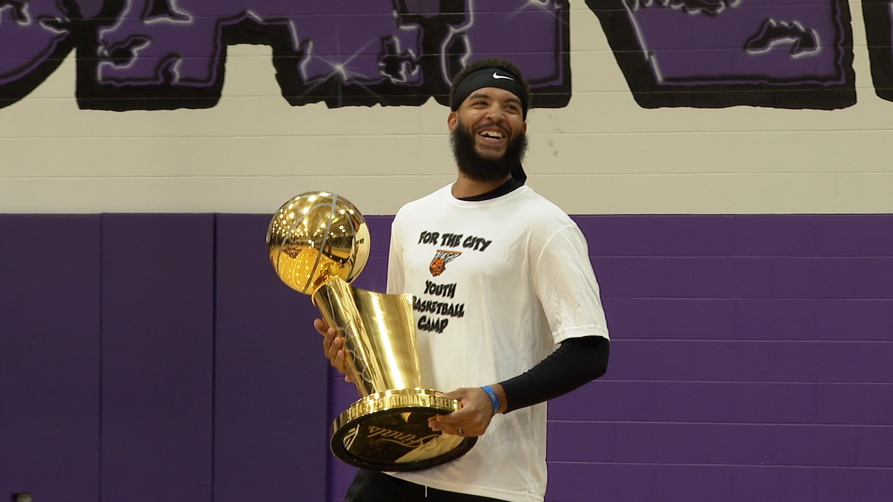 NBA Champion Kenrich Williams hosts basketball camp at University High