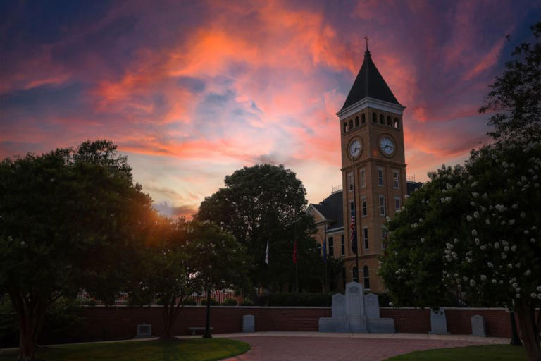 Saline County awarded $137,000 grant for courthouse restoration from ...