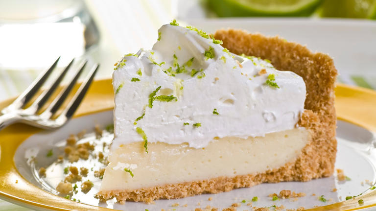 Avoid A Massive Icebox Cake Fail By Doing This To Your Whipped Cream