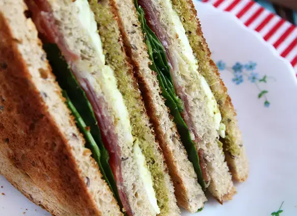Italian club sandwich