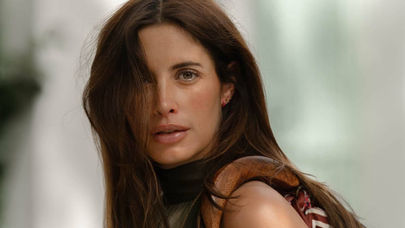 Paula Moya: "Cada look cuenta una historia, y la moda es la mía"