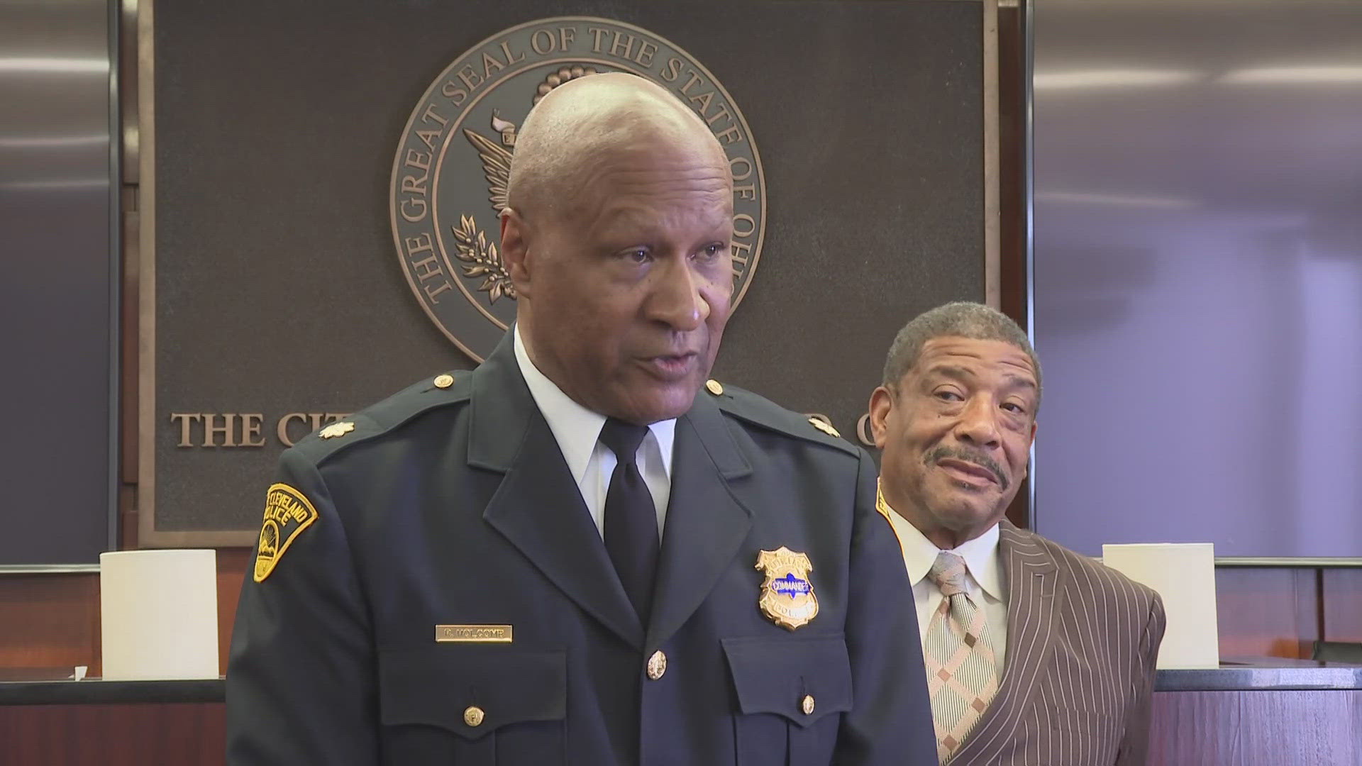 Reginald Holcomb sworn in as East Cleveland's new acting police chief