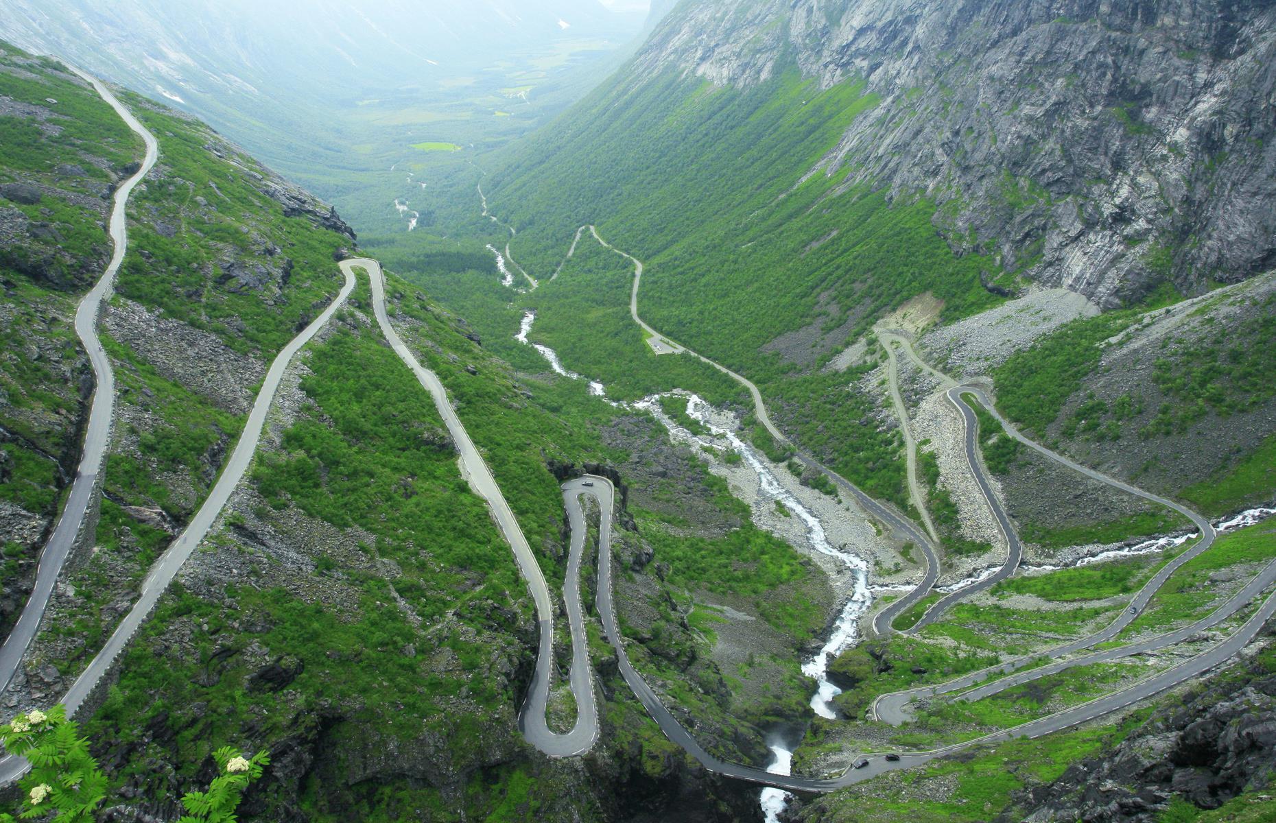 The world's most dangerous roads, revealed