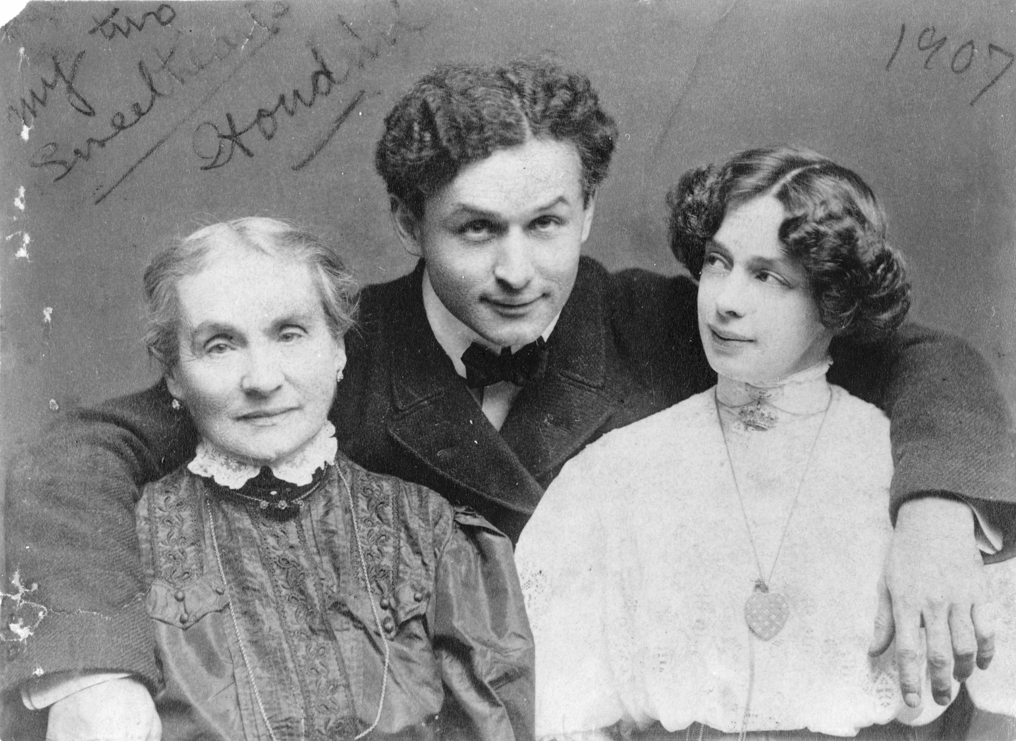 A szabadulás mestere: Weisz Erik életének története, aki Harry Houdini ...