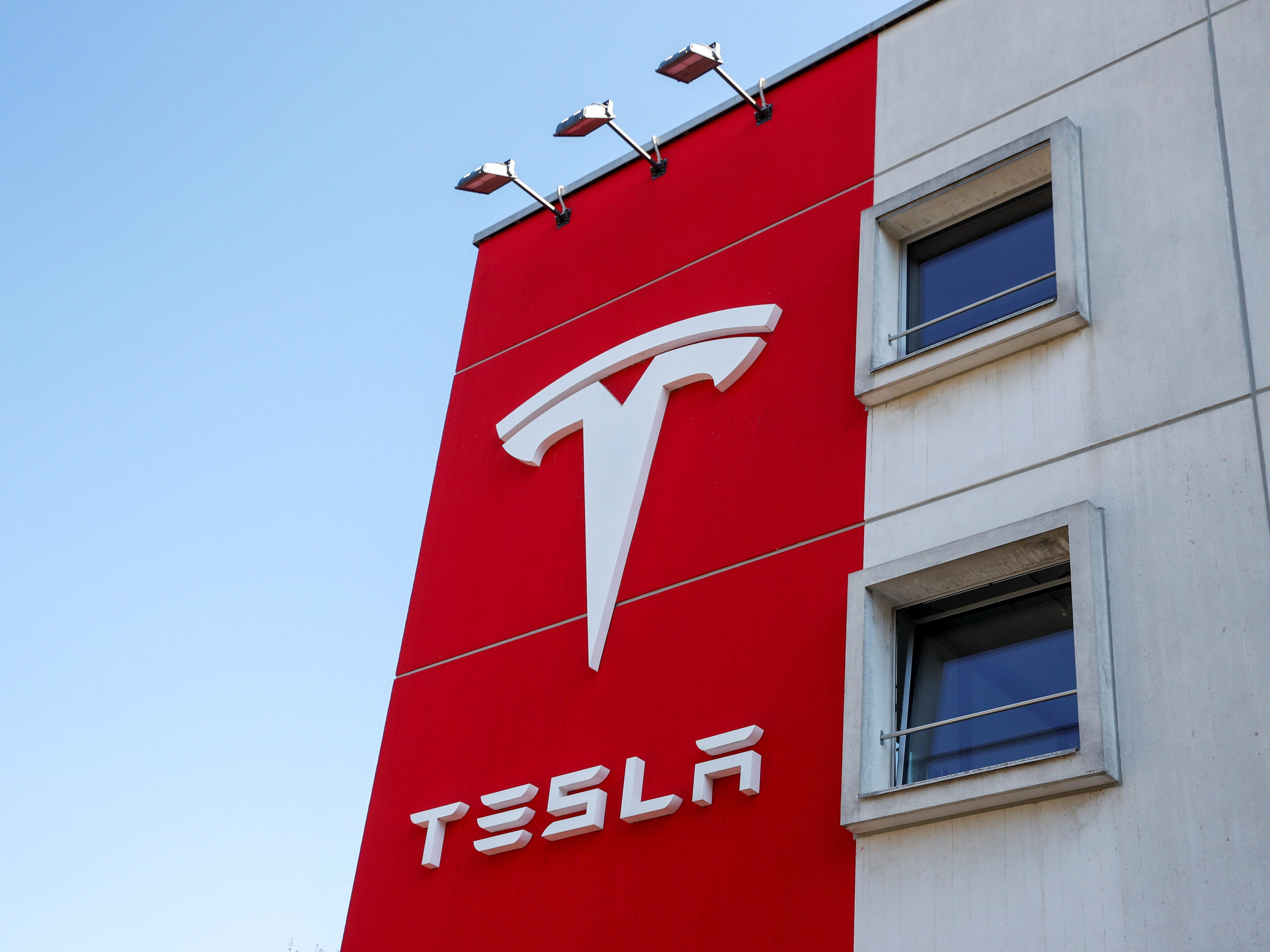 Tesla's finance chief tells would-be US customers: Buy our cars now