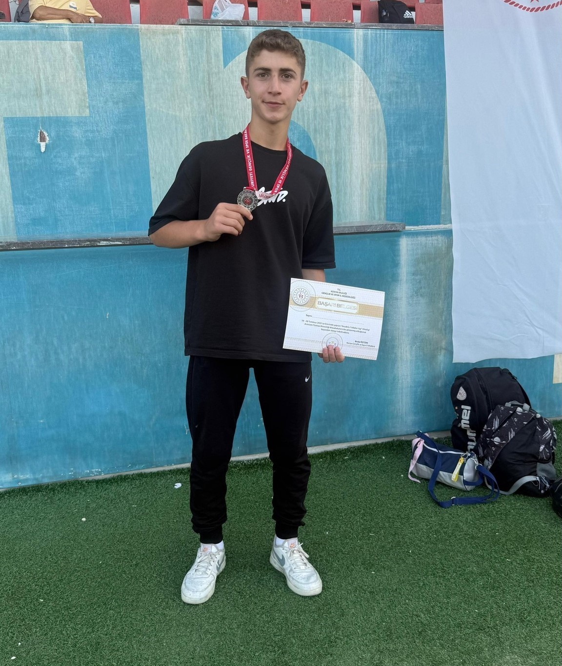 Muhammet Ali Saka fırlatma topunda Türkiye ikincisi oldu