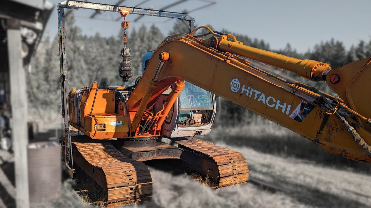 Excavator Project Begins – Removing the Swing Device and Radiator