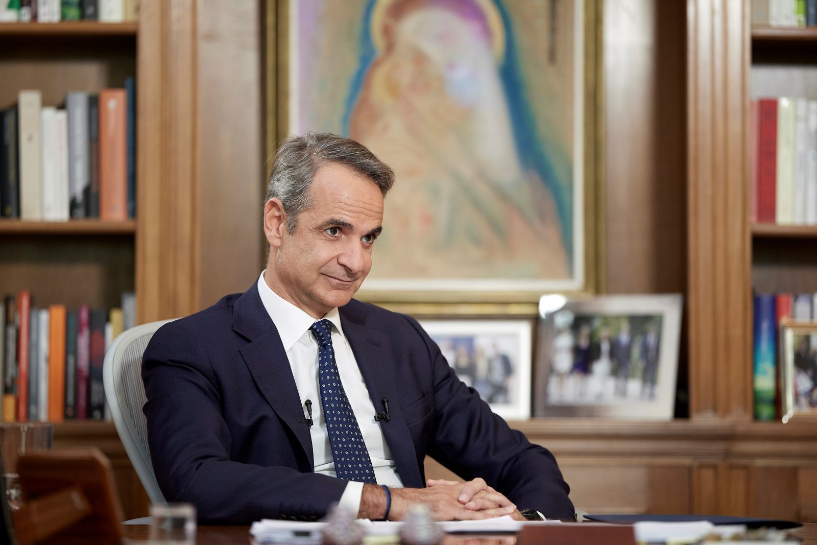Τα πυρά Μητσοτάκη κατά της κυβέρνησης Καραμανλή