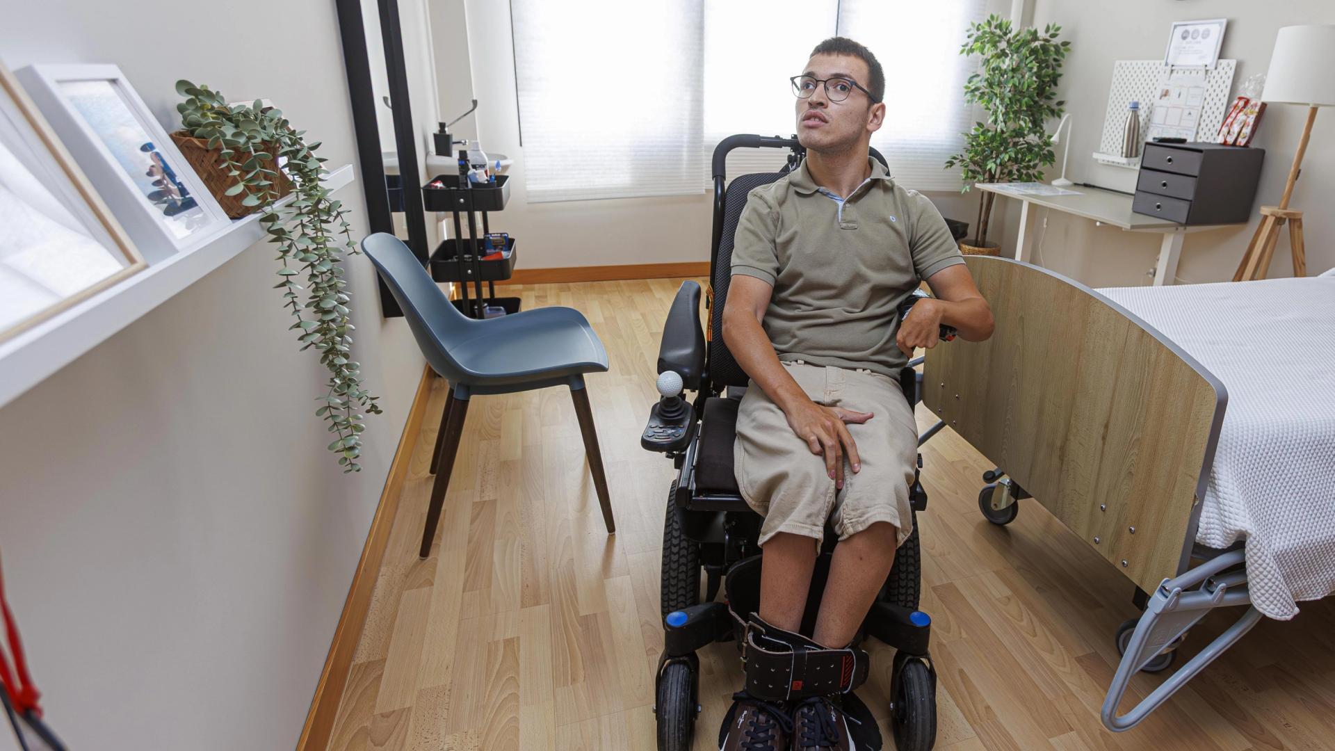 Así es la vida de Marc y Óscar, con parálisis cerebral, en su nuevo ...