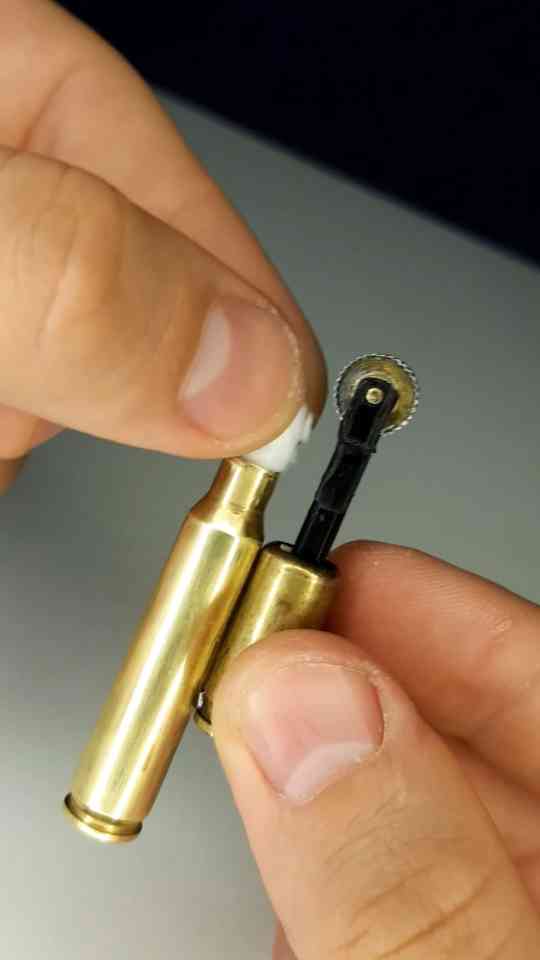 Soldier’s Eternal Lighter – Tactical Fire Hack!