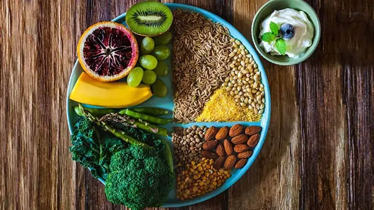 7 daily habits to lower your risk of oral and throat cancer