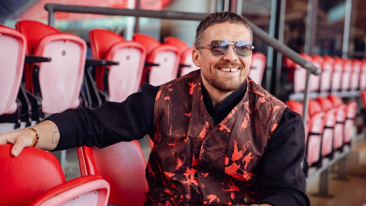 Who are the current world heavyweight boxing champions in 2025