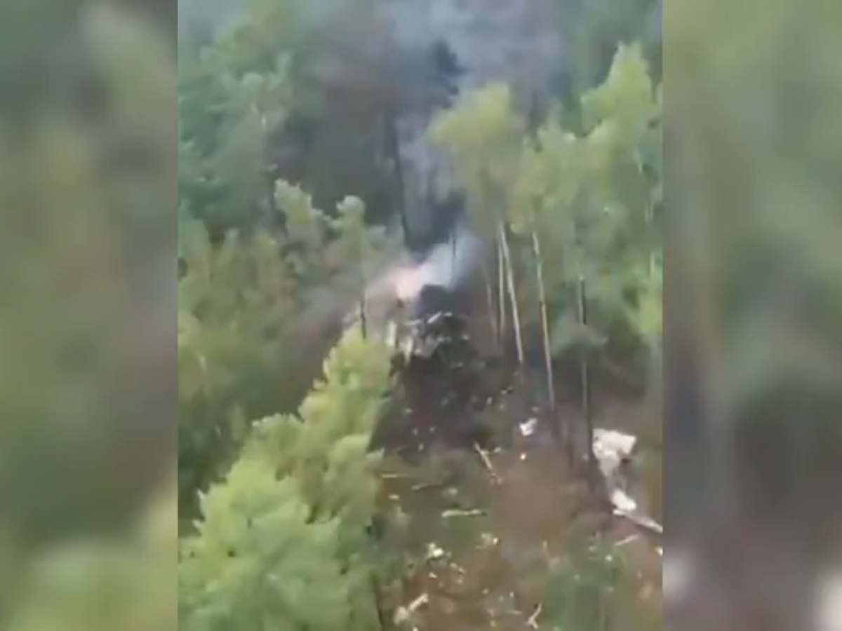 Video shows burning wreckage of AN-24 plane after deadly crash in ...