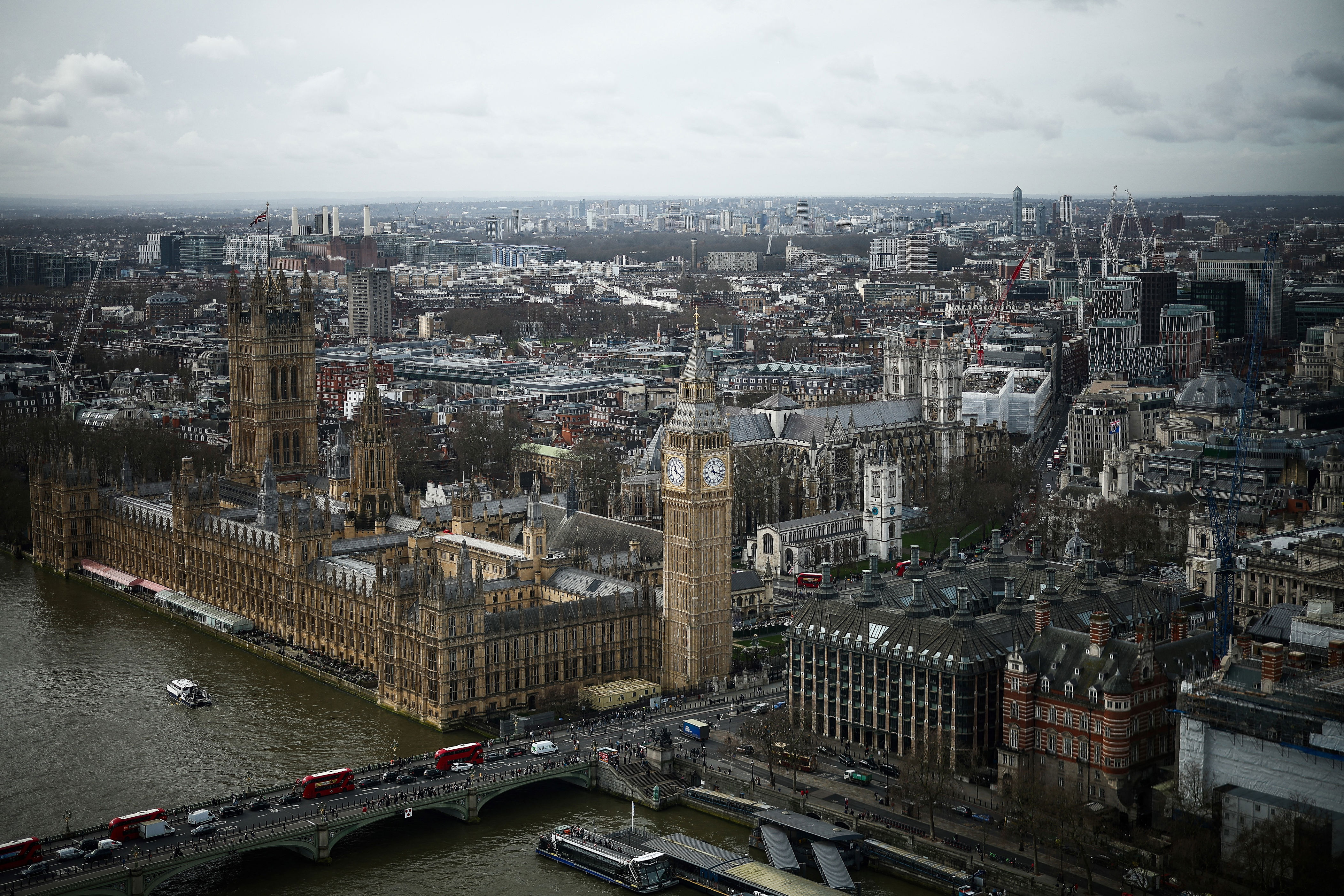 The 18 biggest cities in England and how much their population is ...