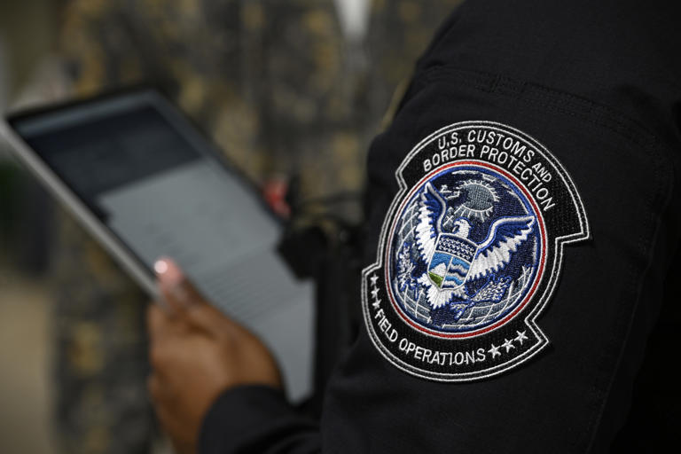 Green card holders issued new warning by immigration officials