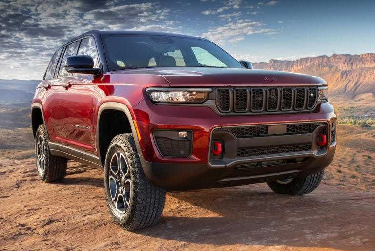Jeep Issues Recall for Grand Cherokee Headrest Problem