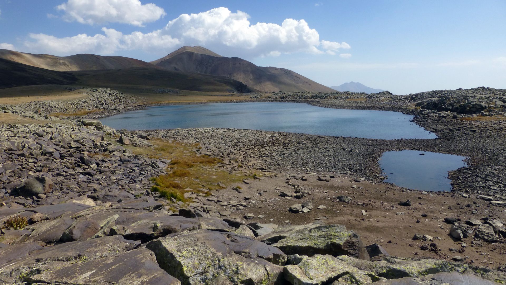 Archaeologists in Armenia have uncovered intricate rock art depicting ...