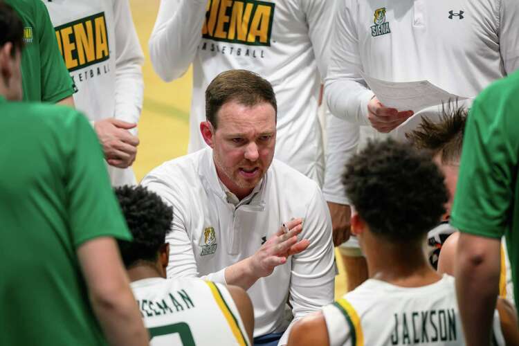 Siena men's basketball to open MAAC schedule at home