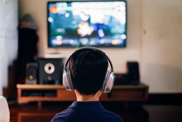 10 warning signs your child is addicted to gaming and what you can do ...
