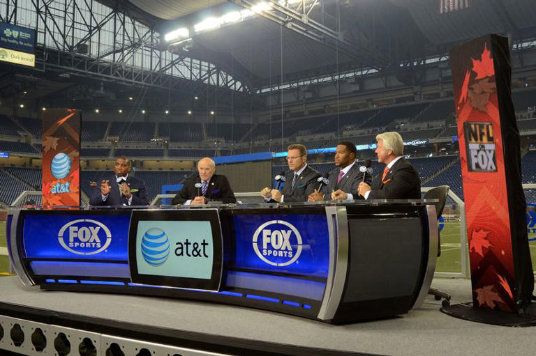 Michael Strahan has blunt reply to Terry Bradshaw question - 'I don't care'