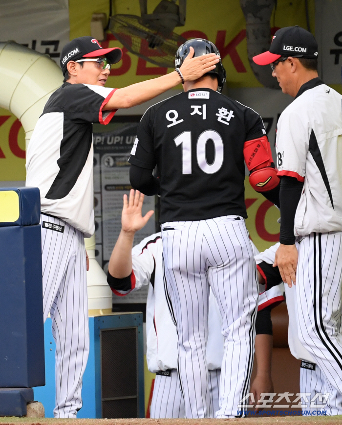 He breaks Yang Hyun-jong and sweeps it. Without Oh Ji-hwan and Chun ...