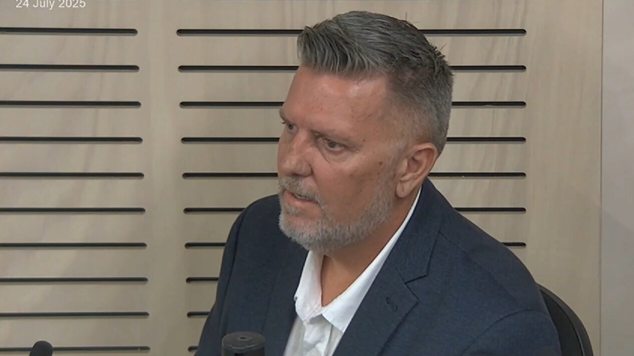 Tearful ICAC witness recalls 'very improper' meeting with transport ...