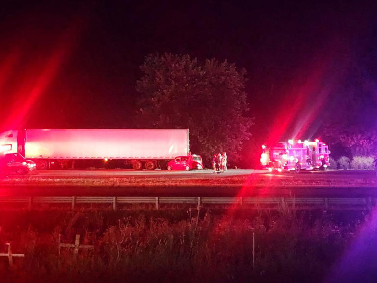 Woman dies after crash involving semi on US 30